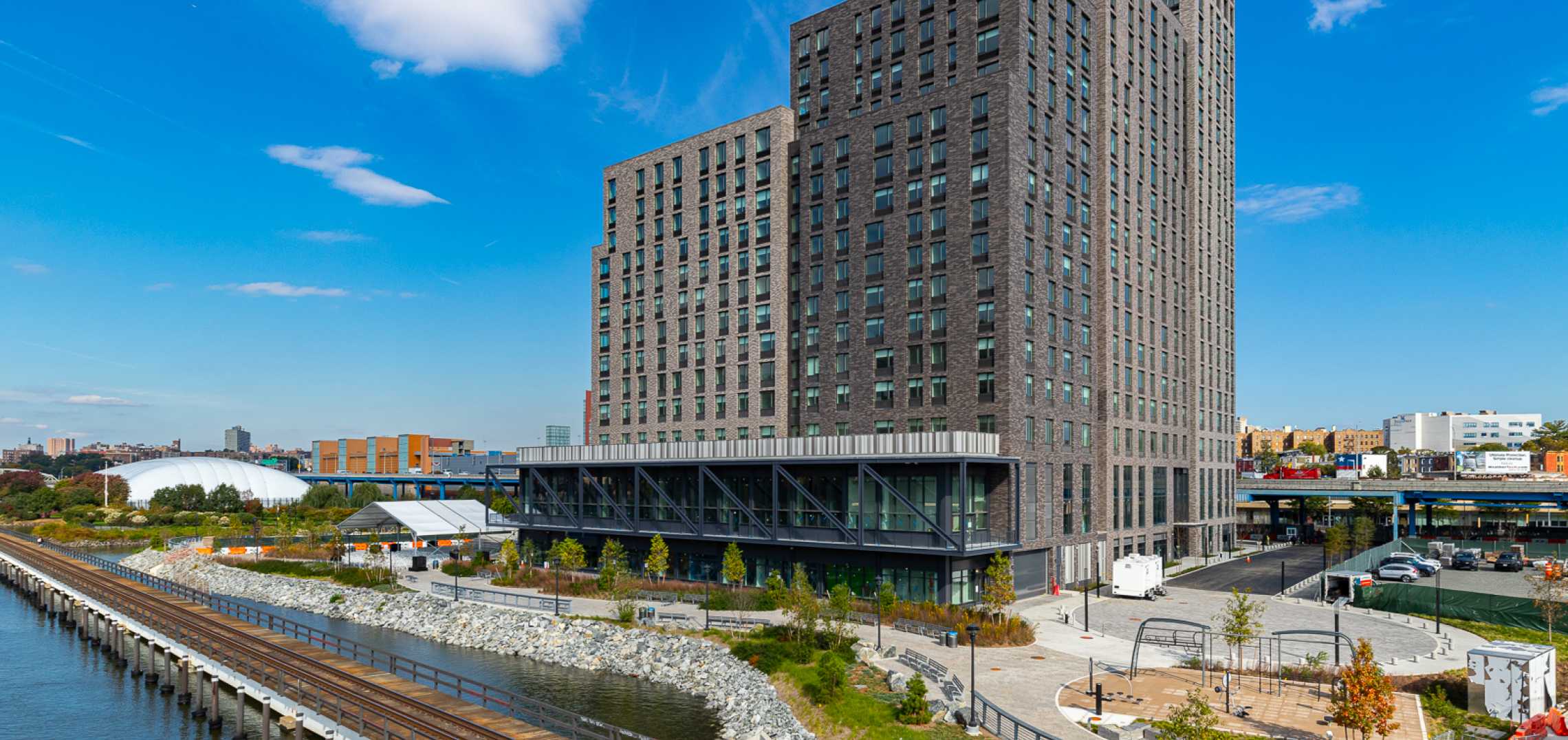 South Bronx’s waterfront development with 542 affordable units debuts ...