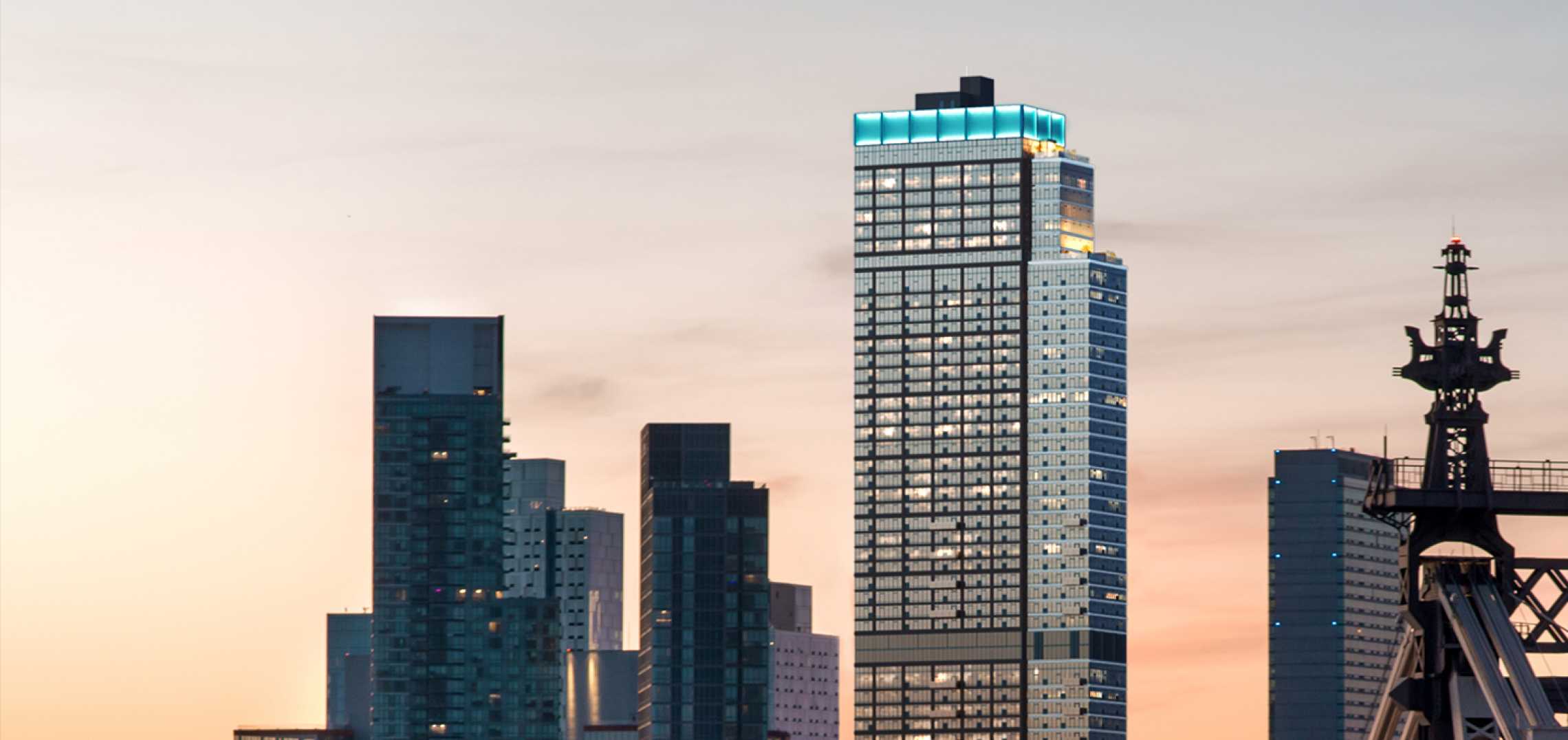 Tallest Building in Queens Tops Out | Urbanize New York