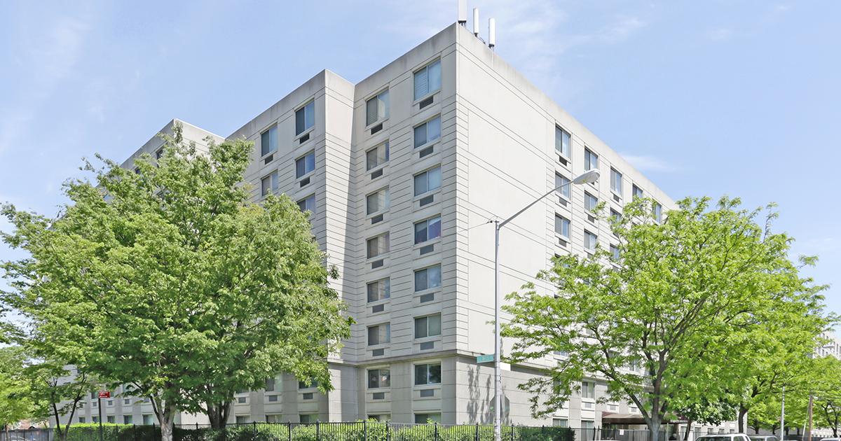Developer acquires 296-unit affordable housing complex in Corona ...